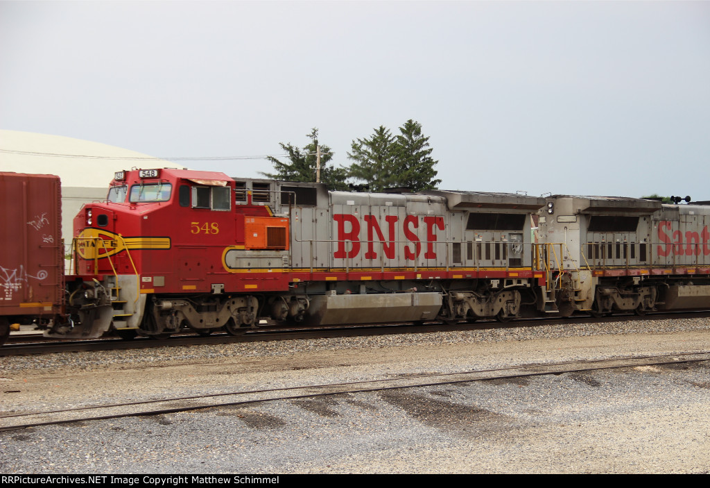 BNSF 548